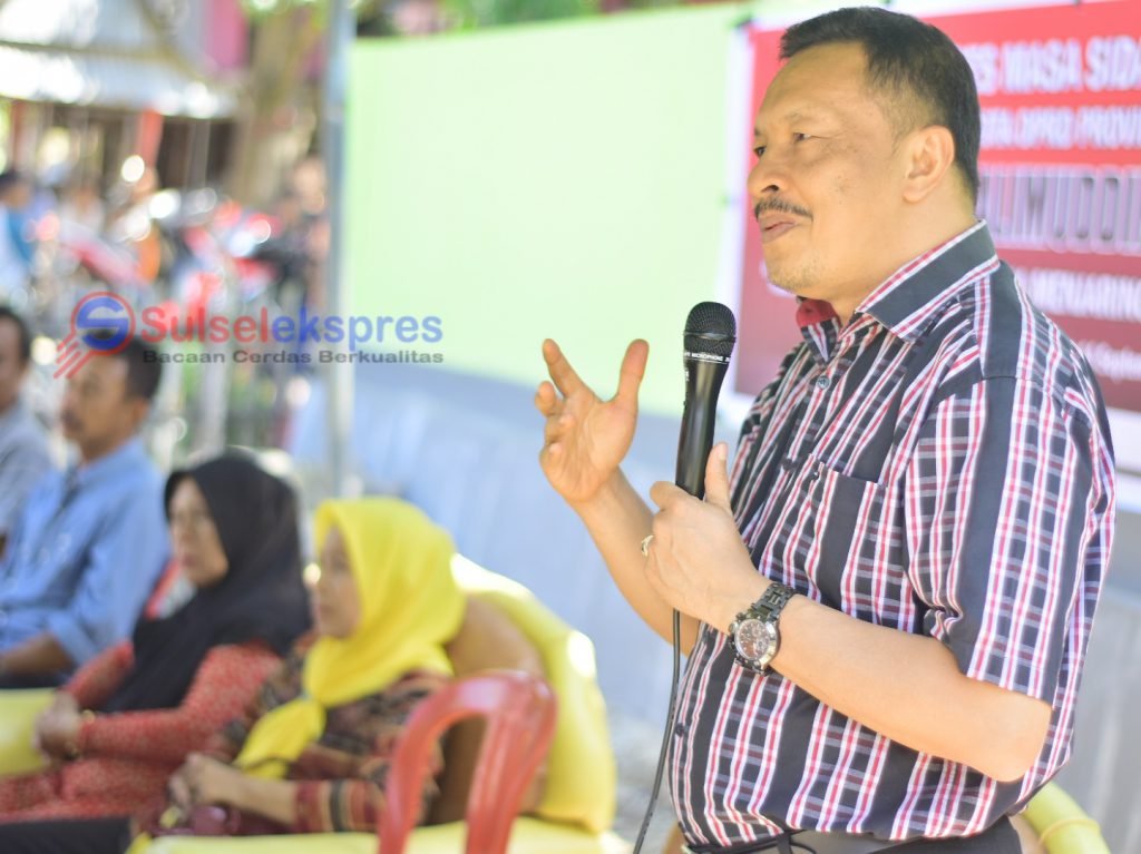 H Alimuddin Kenang Sosok AGH Sanusi Baco, Salah Satu Tokoh Suri ...